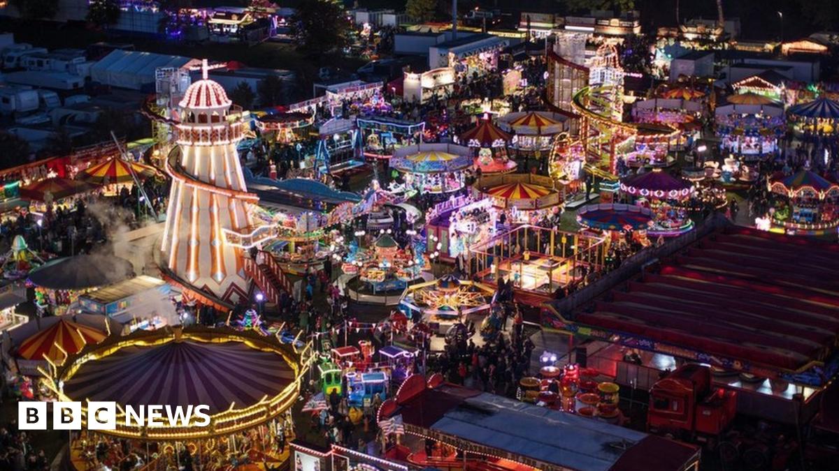 Nottingham's historic 10-day Goose Fair opens - BBC News