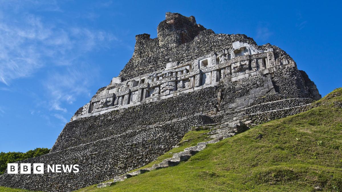 Belize media guide - BBC News