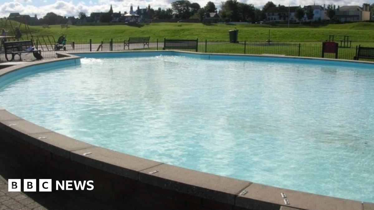 Views sought on Nairn paddling pool's future - BBC News