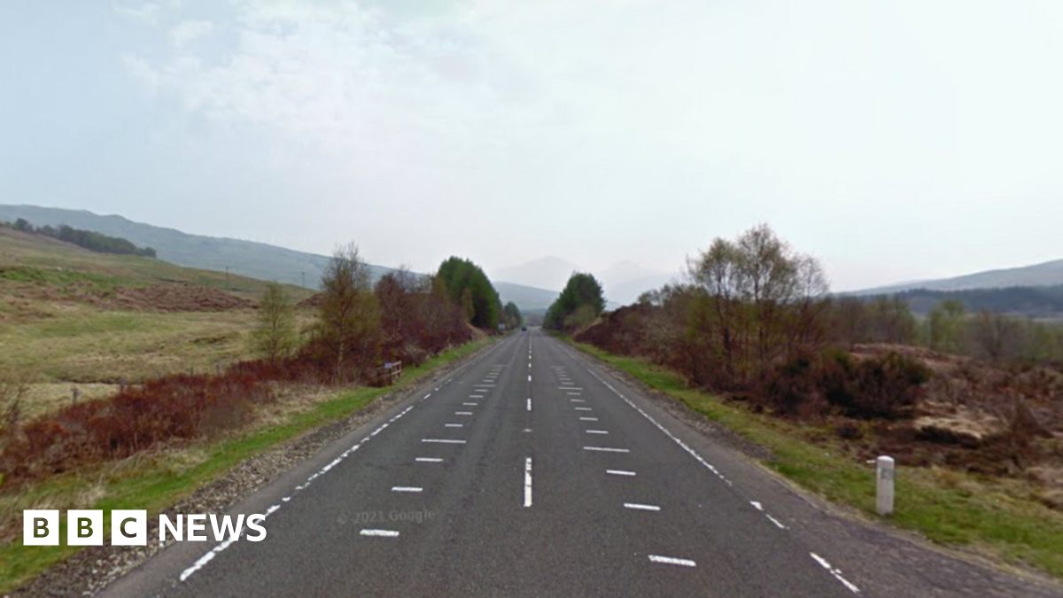 Driver killed in articulated lorry crash on A82 - BBC News