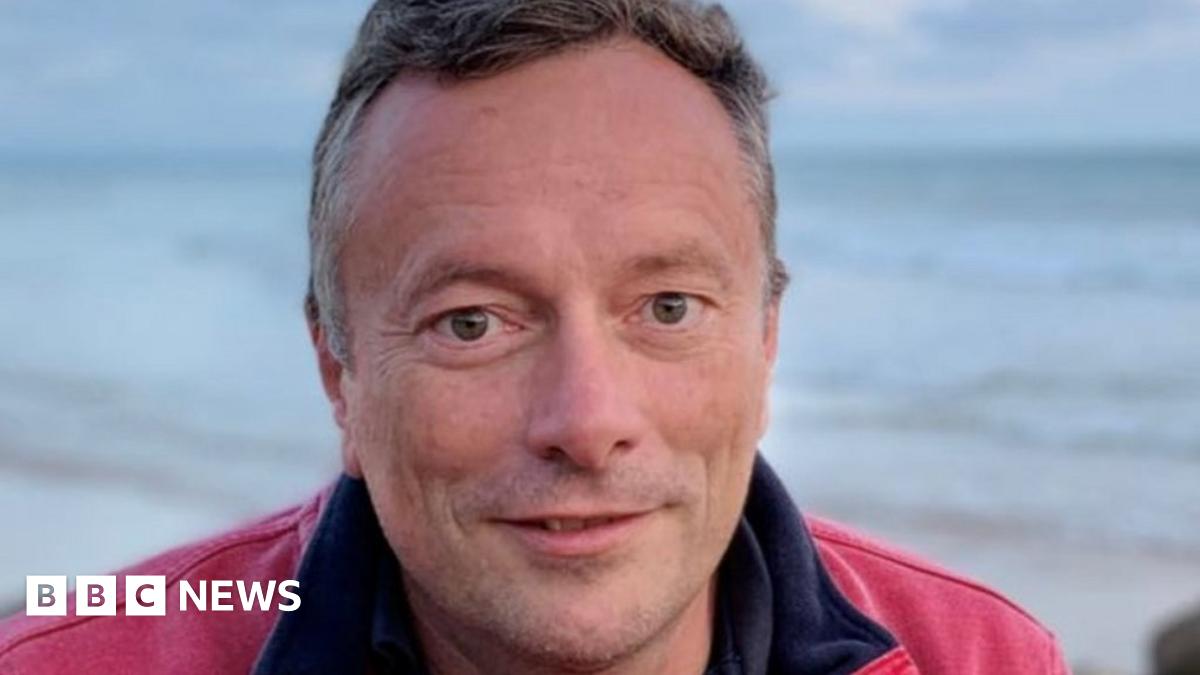 Police increasingly concerned for missing Thomas Frost - BBC News