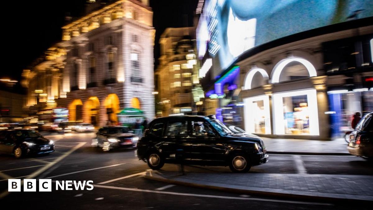 The growing importance of the night-time economy - BBC News