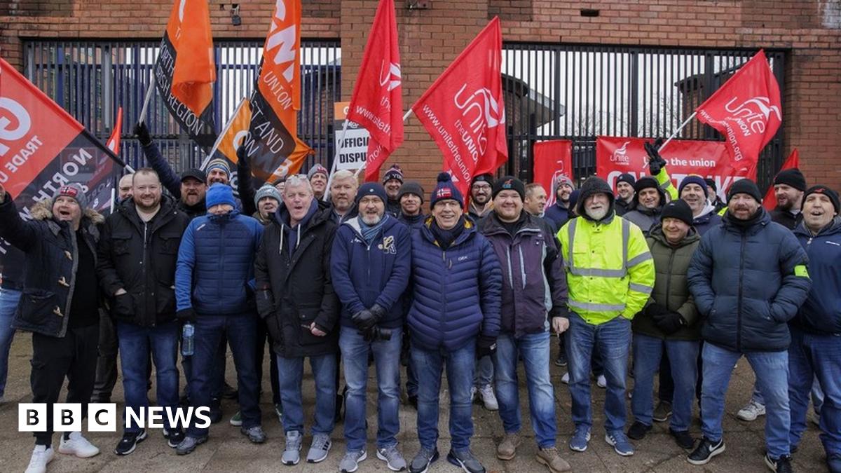 NI buses and trains cancelled due to strike action - BBC News