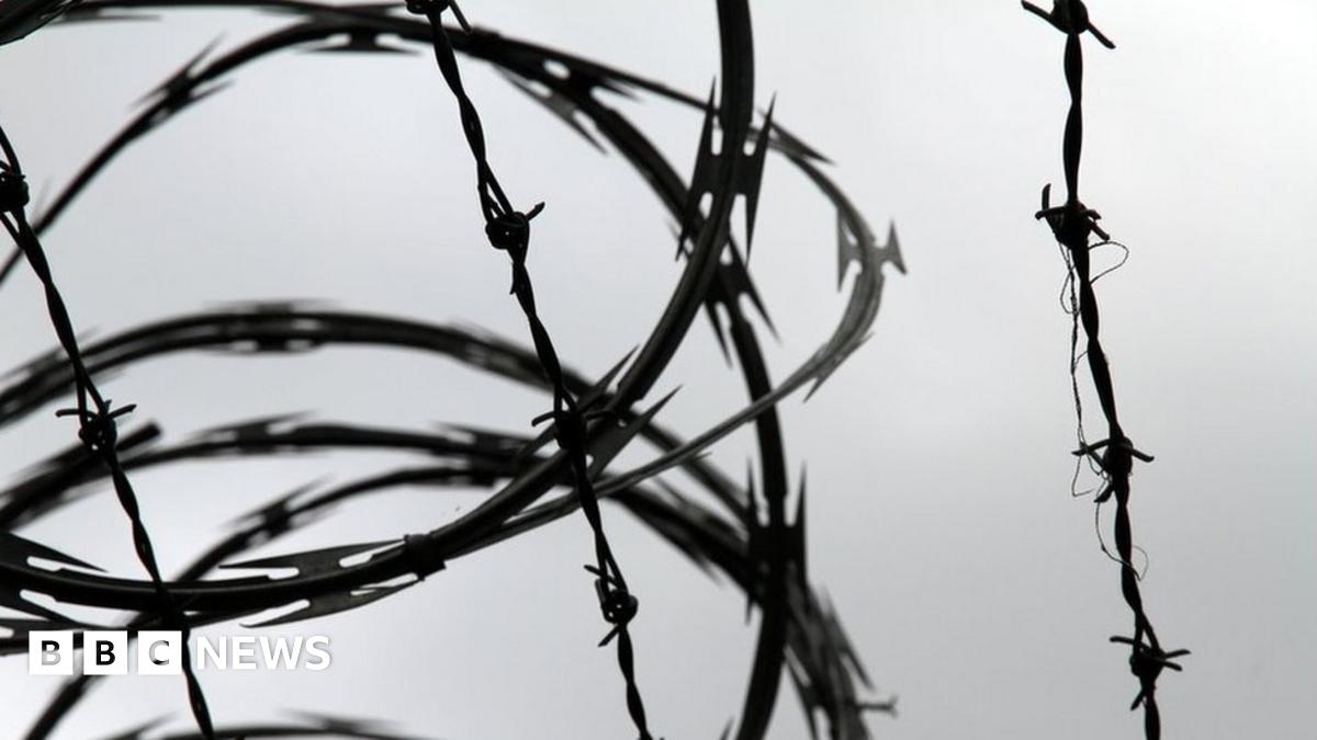 Who invented barbed wire store
