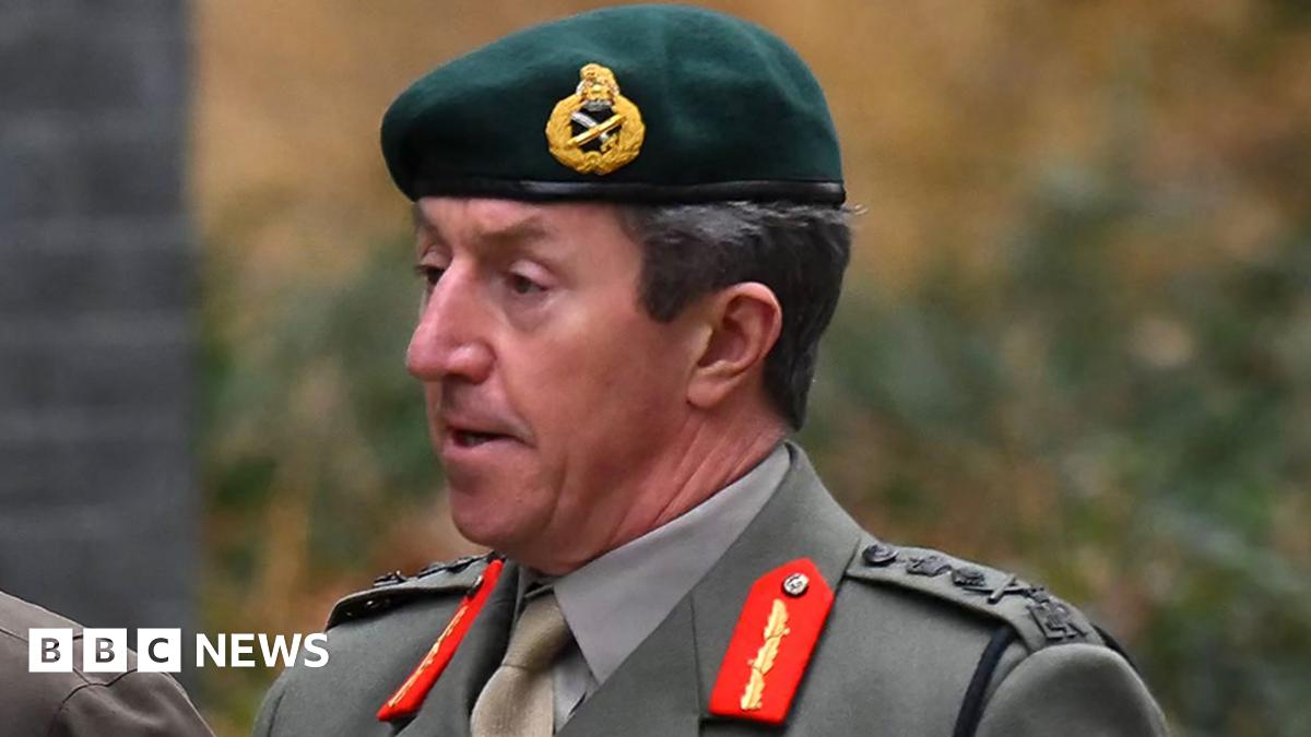 Top general locked away evidence of SAS executions - BBC News