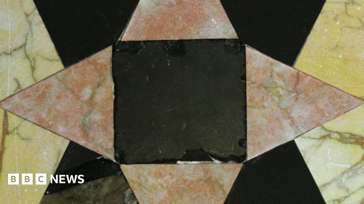 Jerusalem Biblical Temple floor designs 'restored' - BBC News