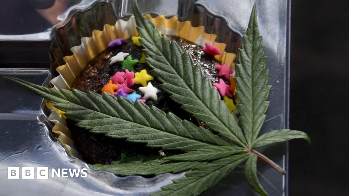 Denefield school pupils eating cannabis cake 'unprecedented' - BBC News