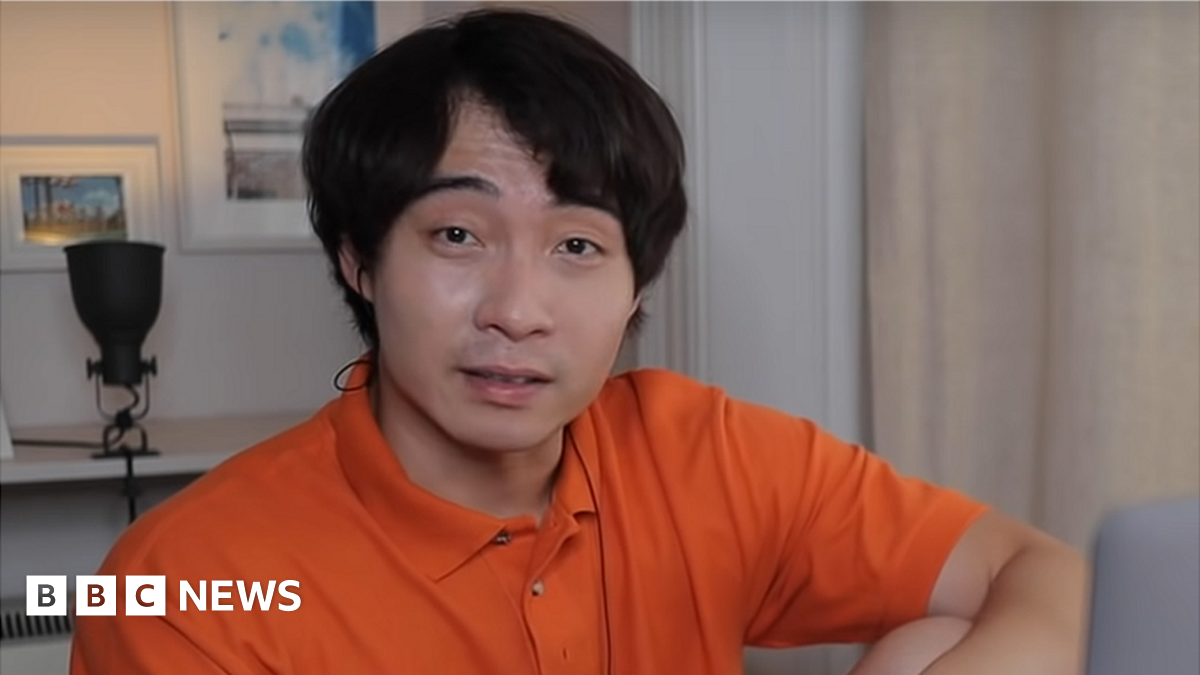 Comic Uncle Roger banned on Chinese social media - BBC News