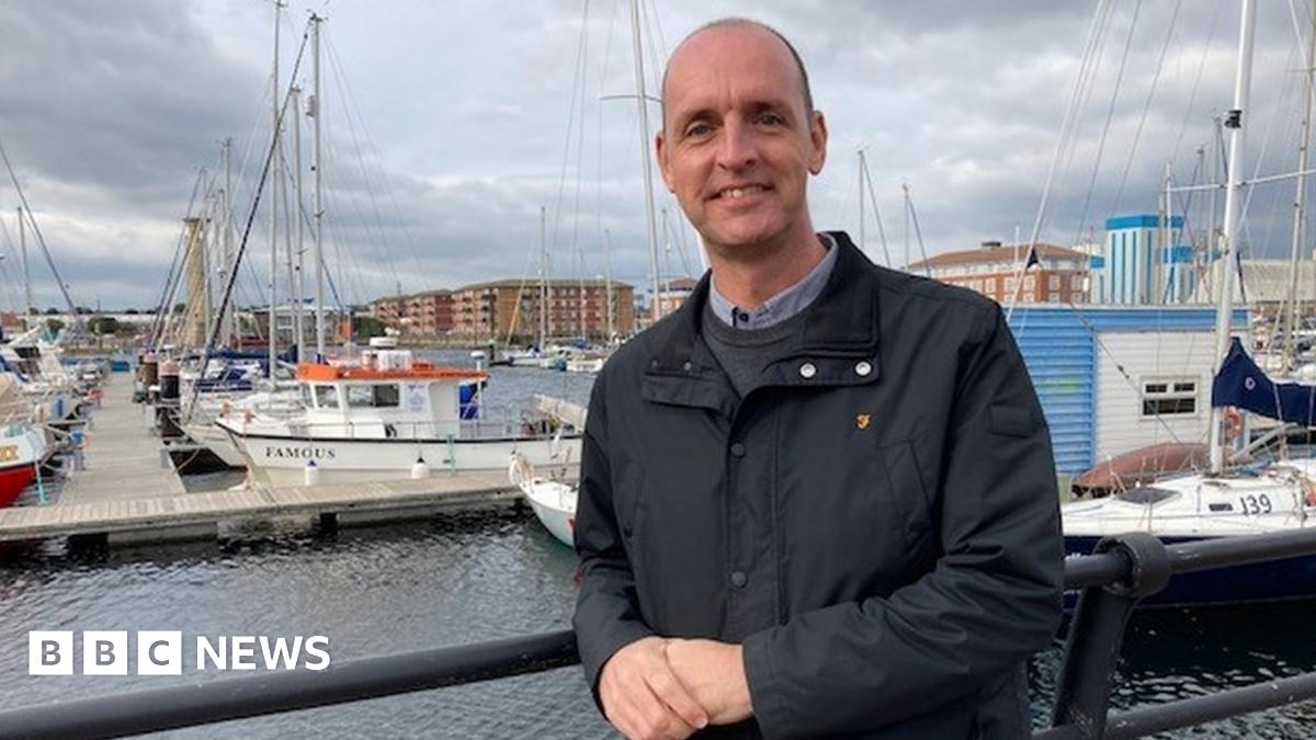 H'Angus the Monkey ex-Hartlepool mayor Stuart Drummond relocating - BBC ...