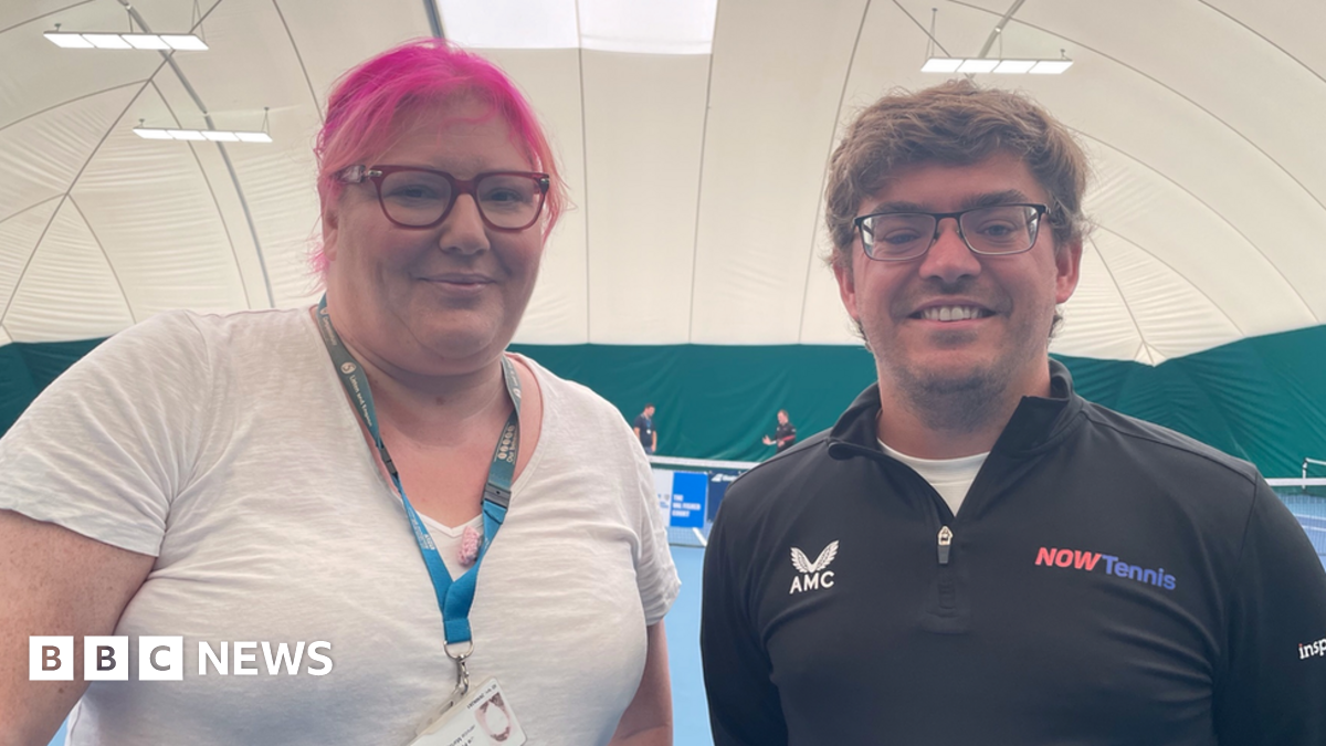 Shropshire tennis mental health scheme extended - BBC News