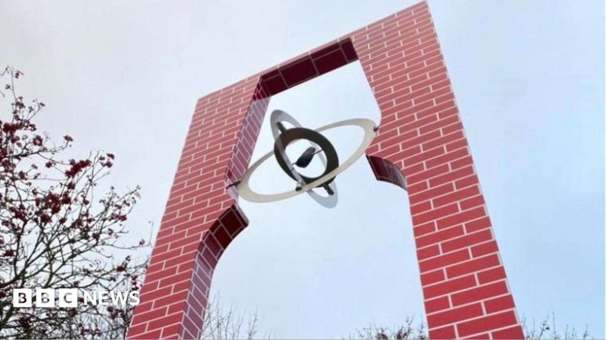 Barnsley: Pupils help design artwork celebrating industrial heritage ...