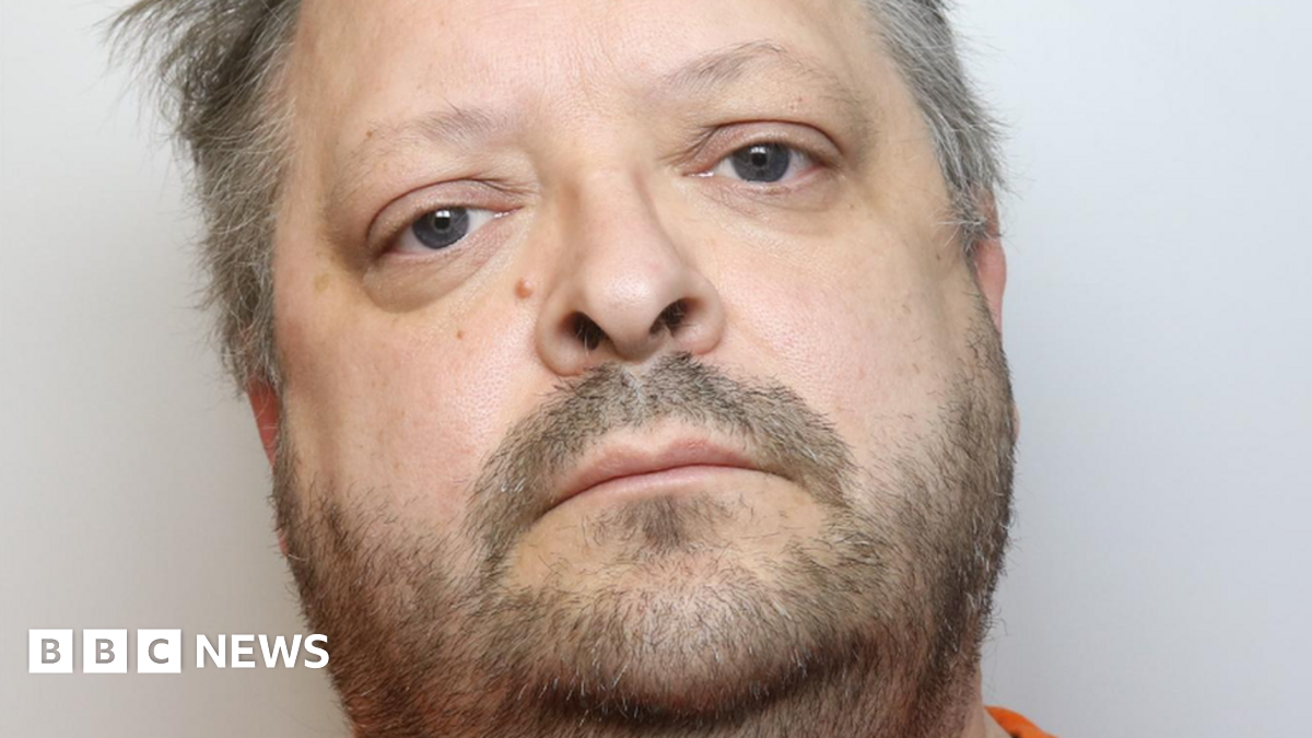 Christopher Seston jailed for four years over child sex offences - BBC News