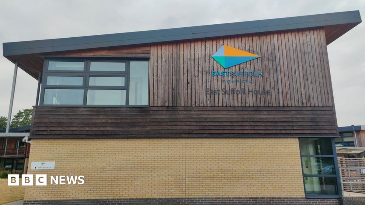 East Suffolk Council's new scheme to help tackle housing crisis - BBC News