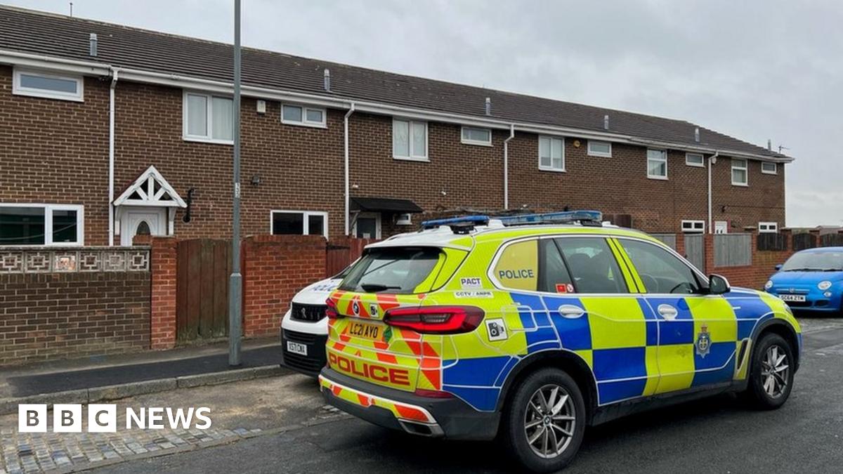 Maya Chappell: Man charged with murder over two-year-old's death - BBC News