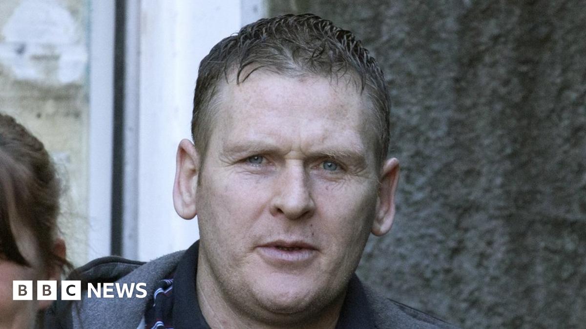 Man jailed for hepatitis C spit attack - BBC News