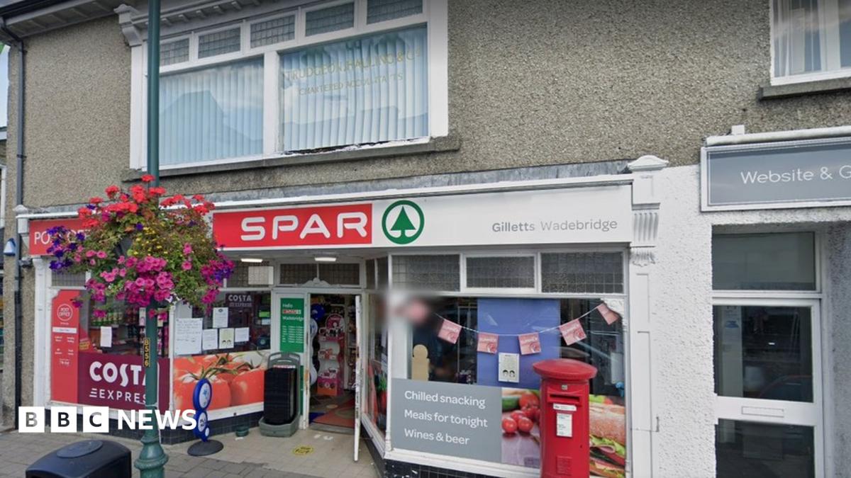 Post office set to close in Wadebridge - BBC News