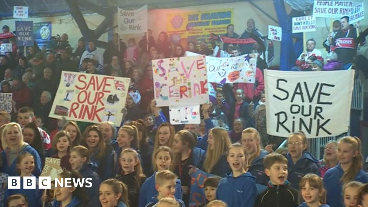 Community-run Ryde Arena ice rink shut by bailiffs - BBC News