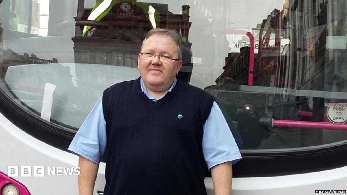 Bus driver's act of kindness to homeless man shared online - BBC News