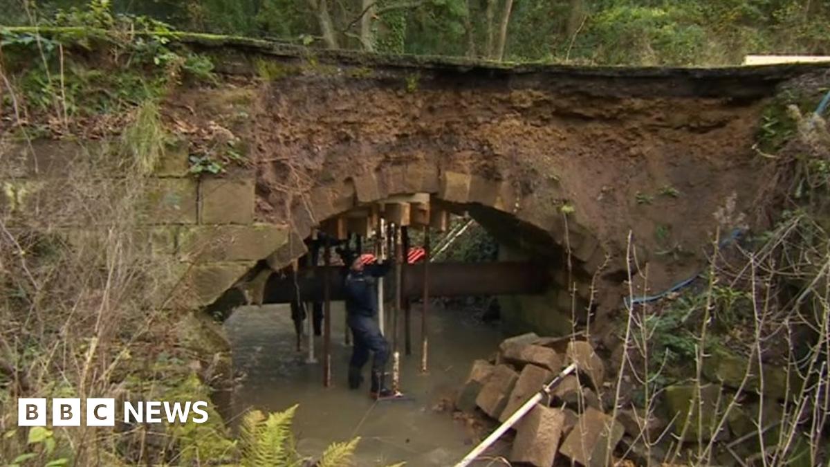 Loftus flood-hit bridge repair work starts - BBC News