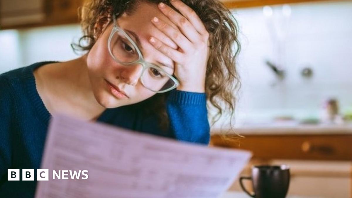 Cost of living: How much is my council tax going up? - BBC News