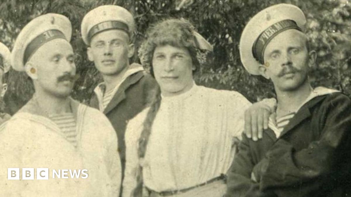 1917 Russian Revolution: The gay community's brief window of freedom ...