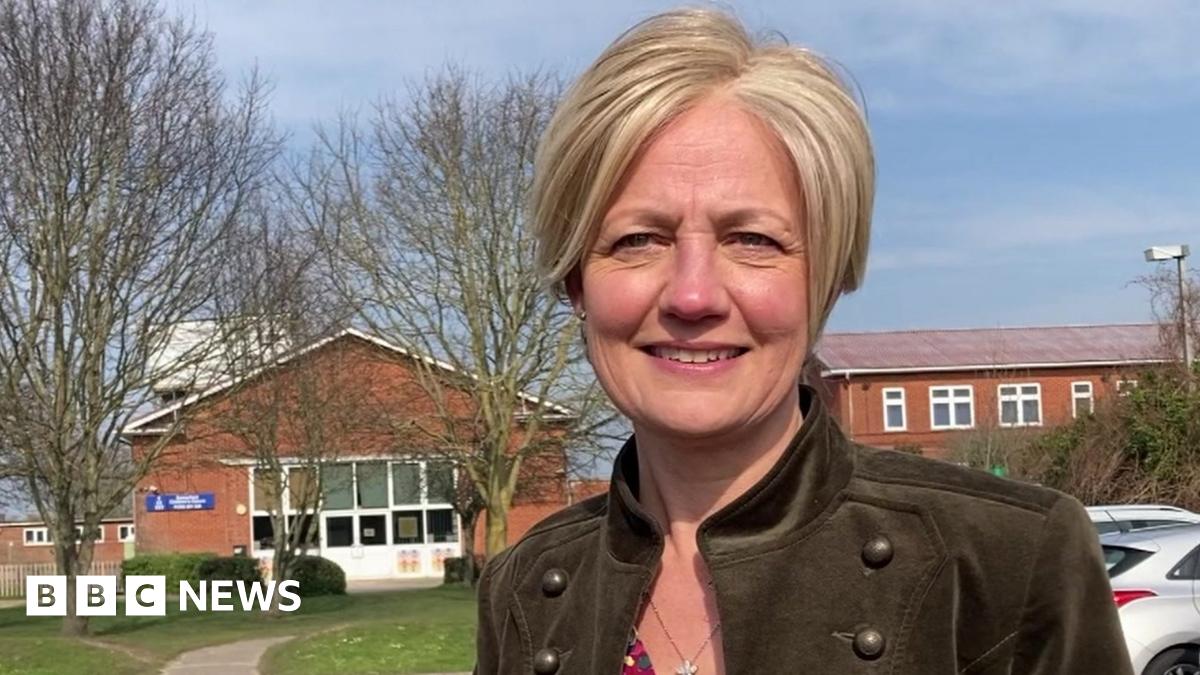 DorPIP: Charity says new parents struggling with loneliness - BBC News