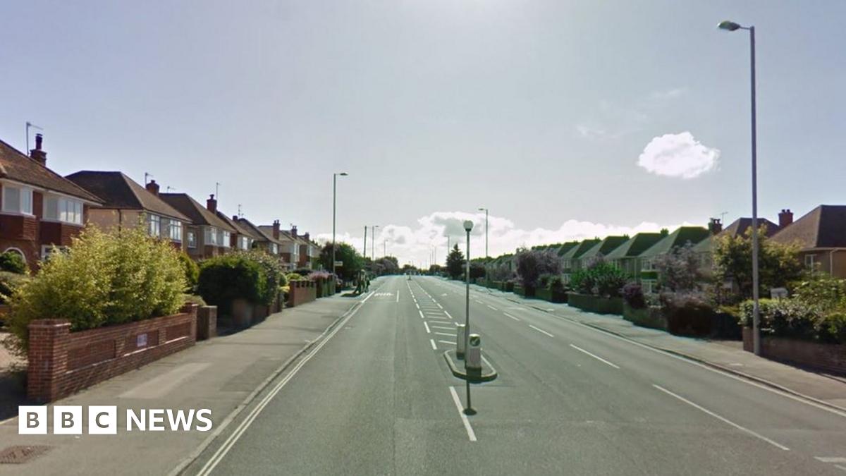 Weymouth death: Two men charged with murder - BBC News