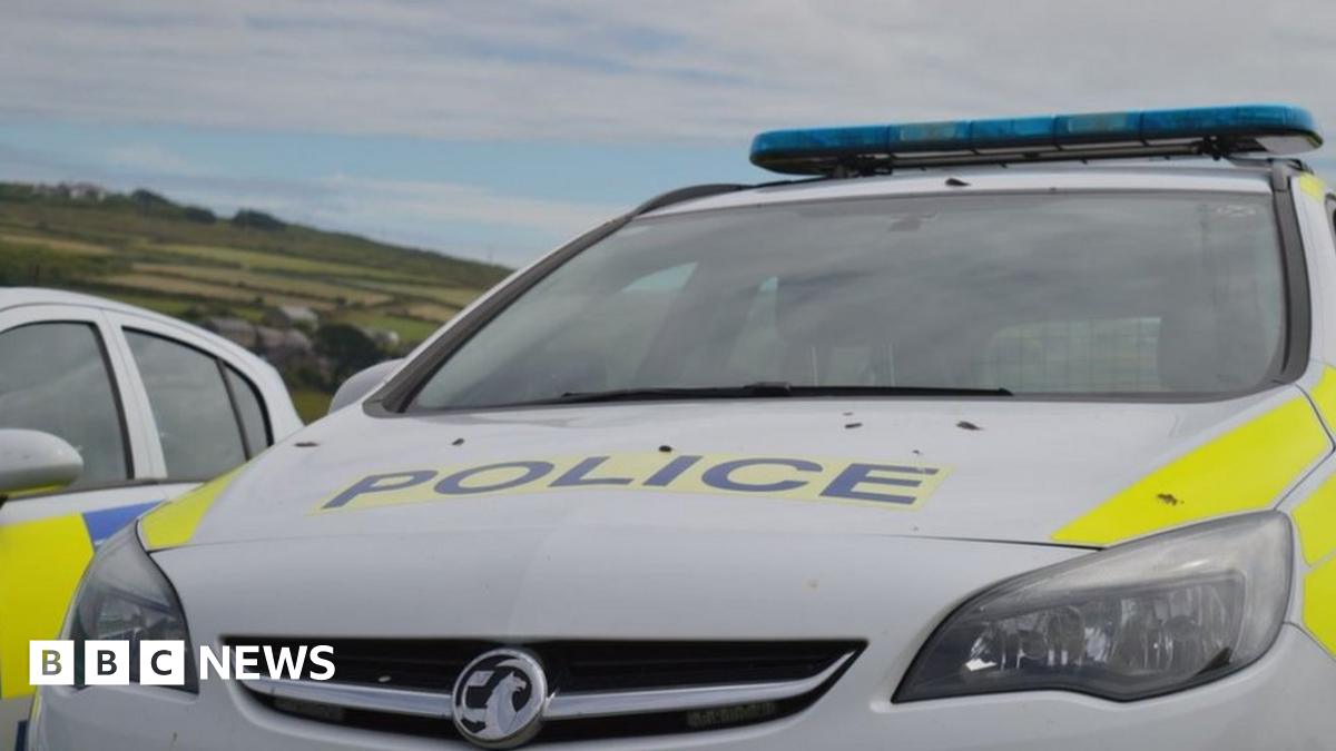 Hate crime reports in Devon and Cornwall up by more than 20% - BBC News