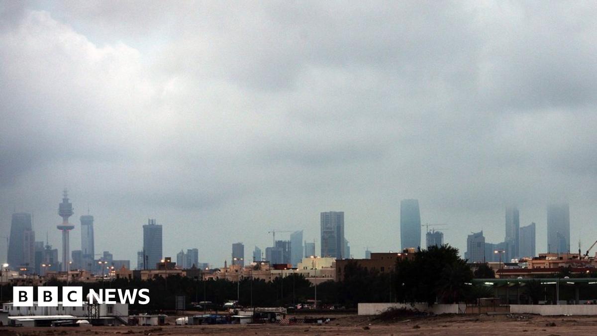 Prince among seven prisoners executed by Kuwait - BBC News