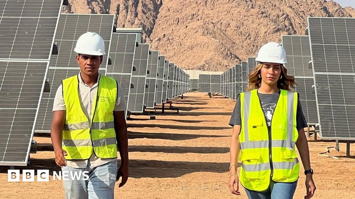 Renewable energy: Is it getting too hot for solar panels? - BBC News