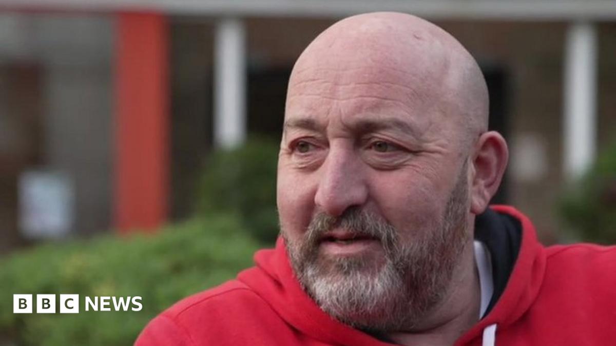 Chelsea: Veterans fear homelessness over housing plans - BBC News