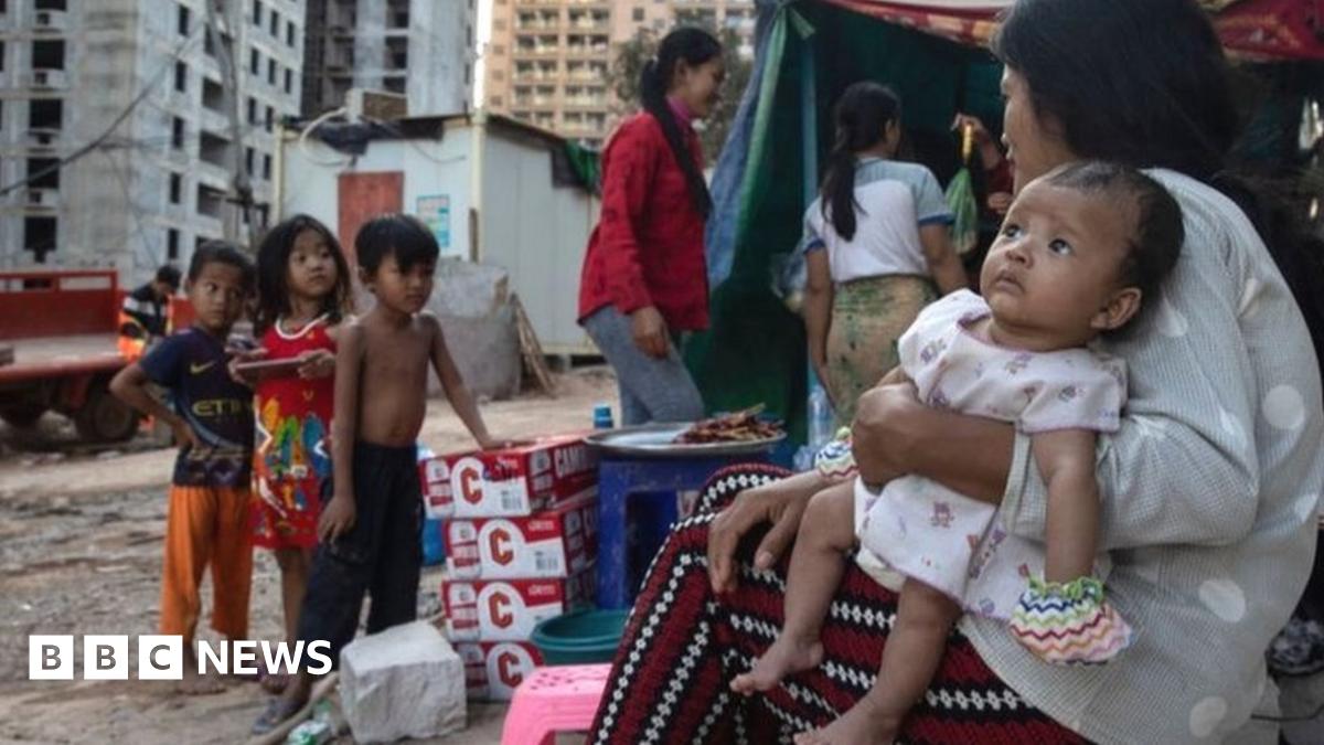 Super-rich increase their share of world's income - BBC News