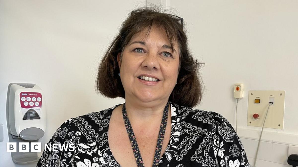 Midwife for infant feeding appointed in Jersey - BBC News