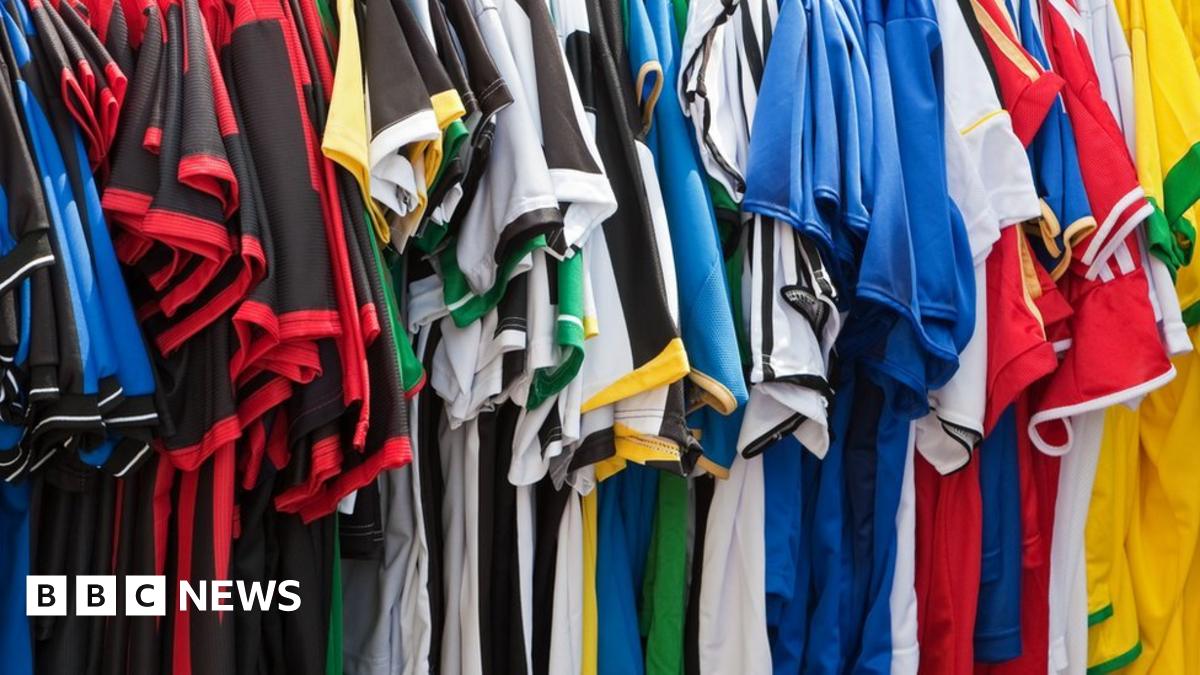 Fake football shirt seller given unpaid work order - BBC News
