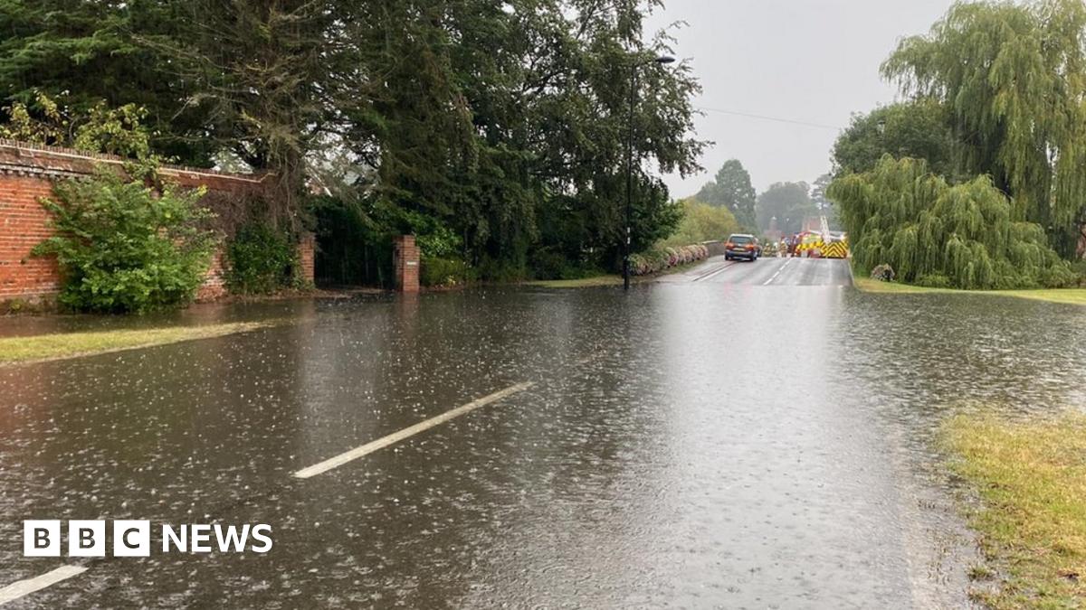 Norfolk and Suffolk flooding project gets £6.4m funding boost - BBC News