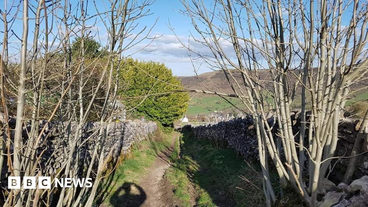 Peak District cycle paths sabotaged with 'dangerous' traps - BBC News