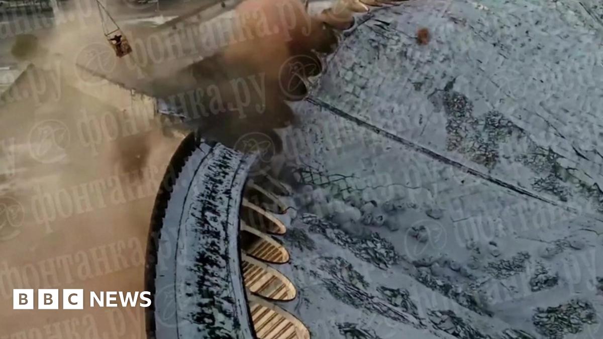 Worker dies in Russian sport stadium roof collapse - BBC News