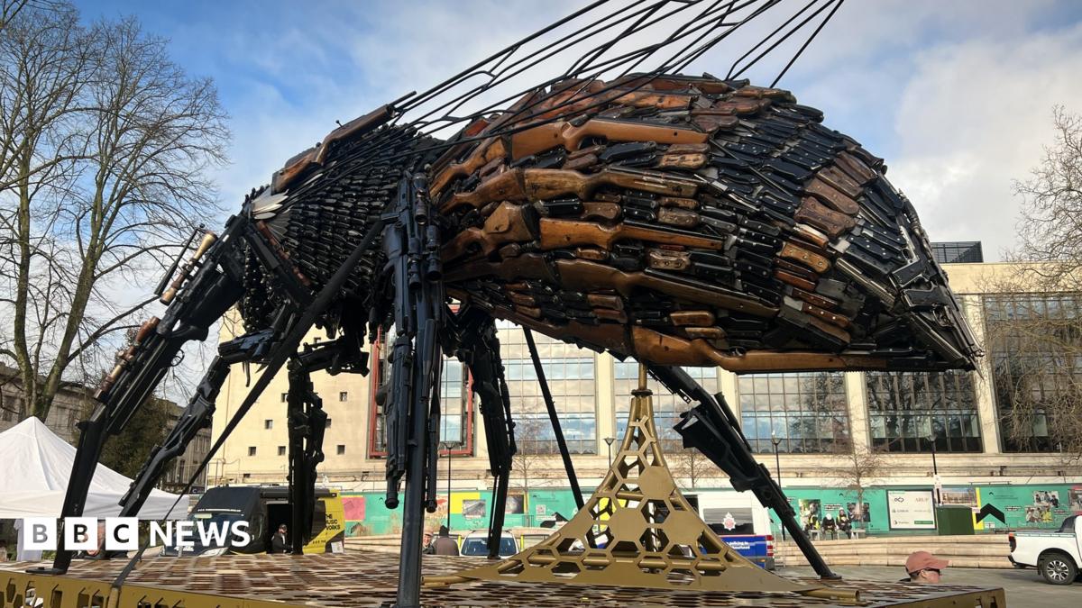 Gloucester residents say anti-weapon bee sculpture is 'thought ...