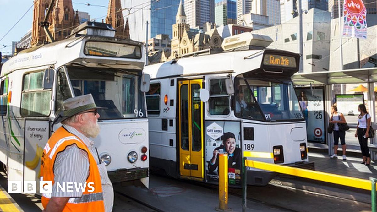 The passengers who monitor Melbourne's ticket inspectors - BBC News