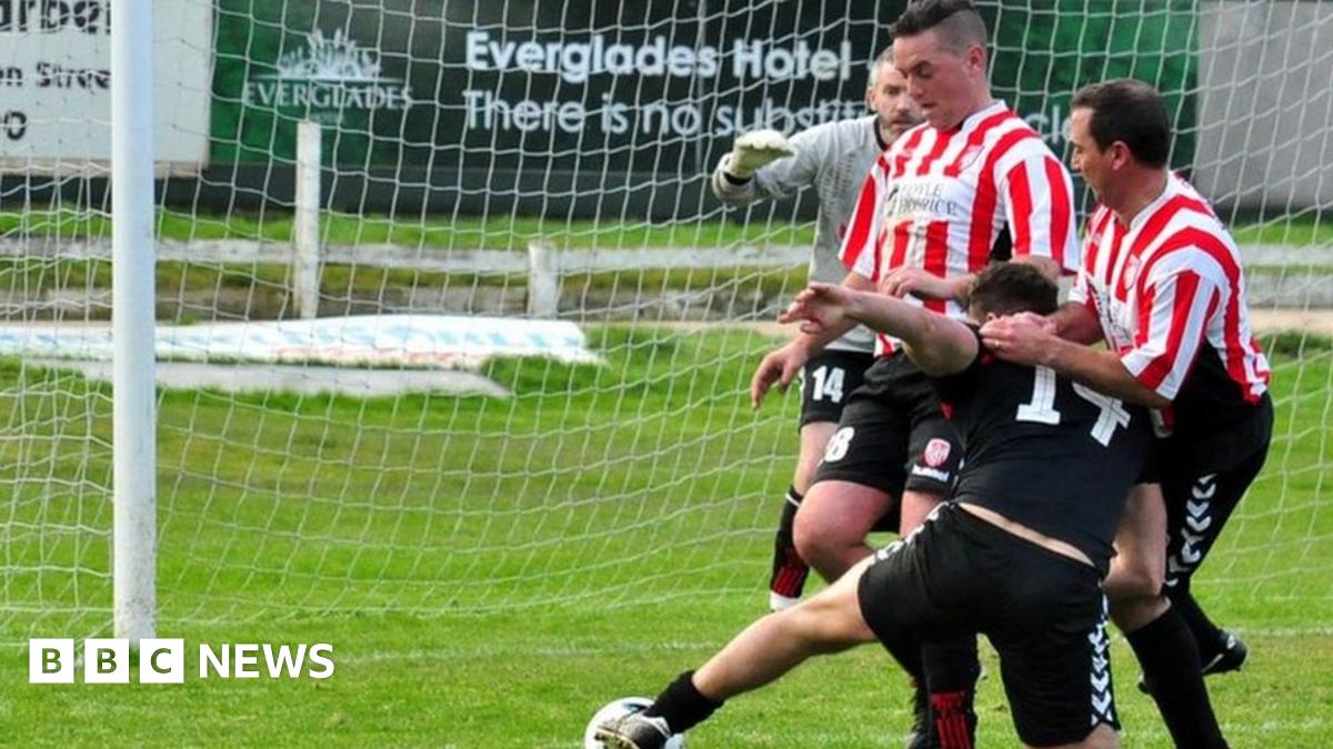 Brandywell: End of era at Brandywell ahead of redevelopment - BBC News