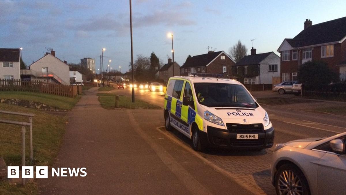 Coventry body leads to murder arrest of woman - BBC News