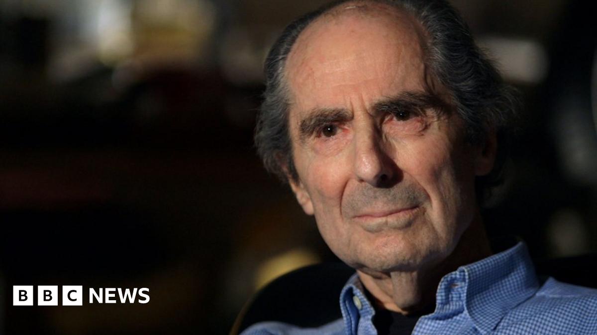 Obituary: Philip Roth, the author who scandalised middle America - BBC News