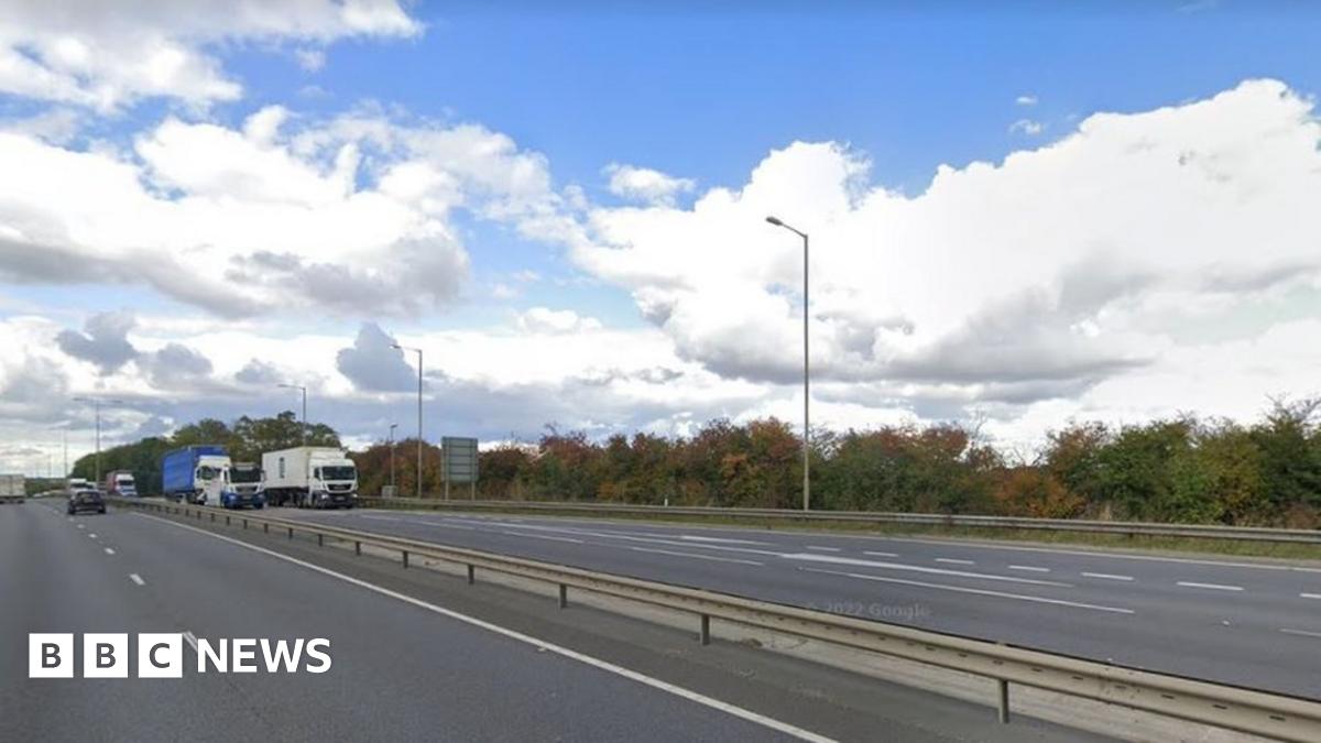 Police watchdog probes death of lorry driver arrested after A1 crash - BBC News