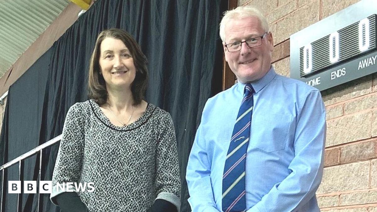 Bowling arena renamed in honour of world champion Julie Forrest - BBC News