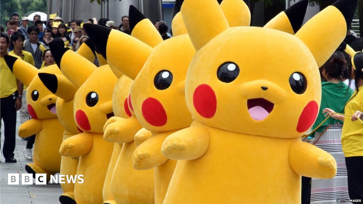 Pokemon Go: Royal Stoke hospital issues fans A&E warning - BBC News