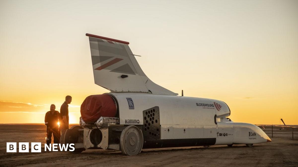 Plan to revive Bloodhound UK land speed race car - BBC News