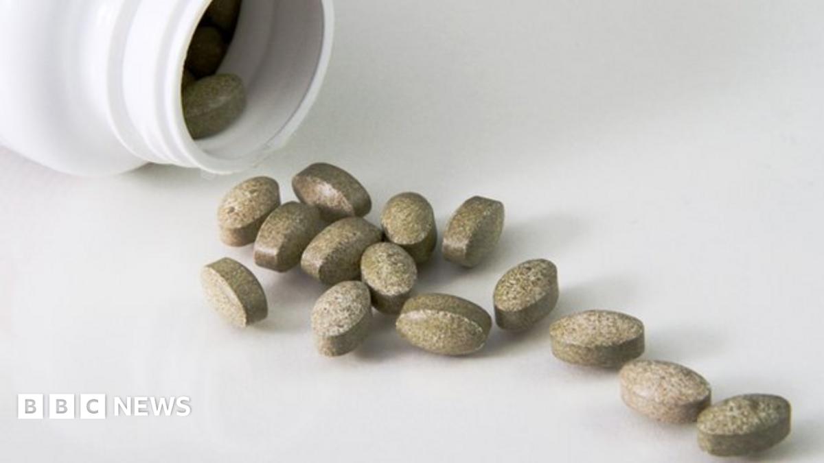 Herbal food supplement labels 'can be misleading' - BBC News