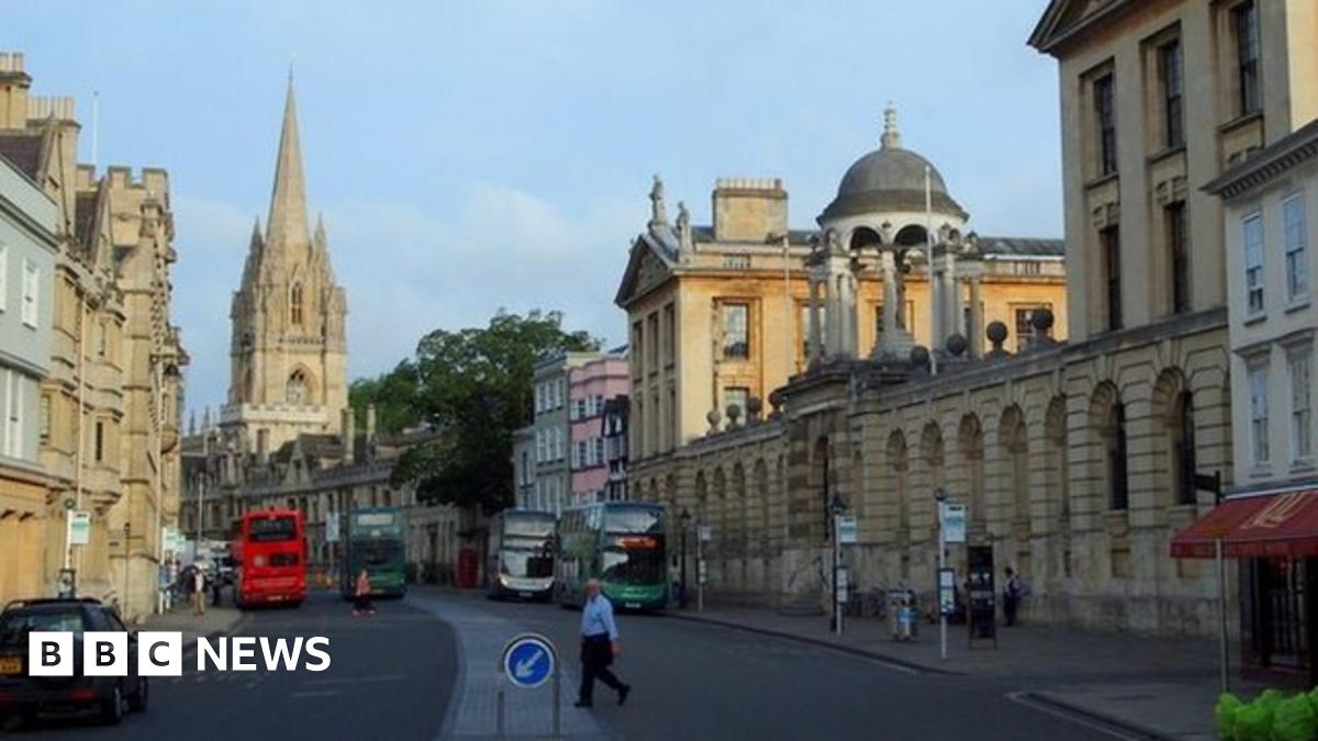 Oxford city centre zero emissions zone plan 'ridiculous' - BBC News