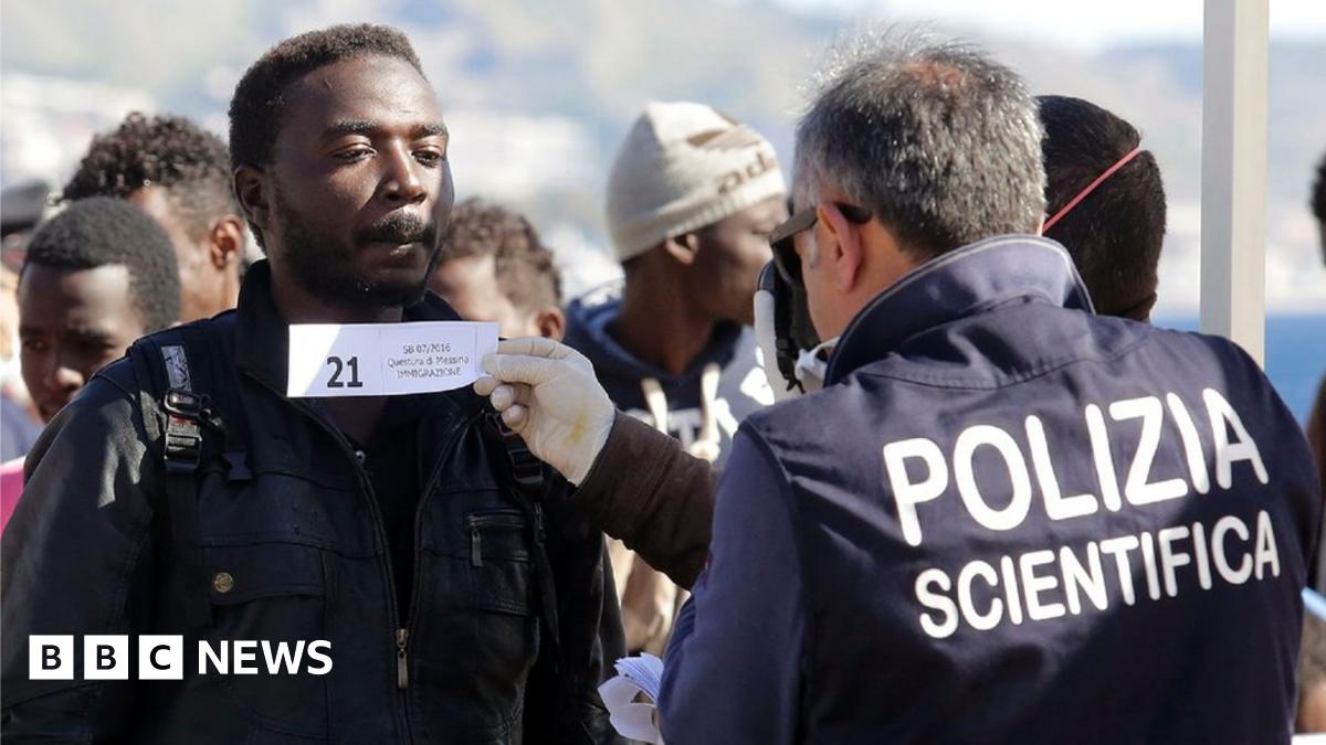 Migration crisis: Italy threatened by national crisis - BBC News