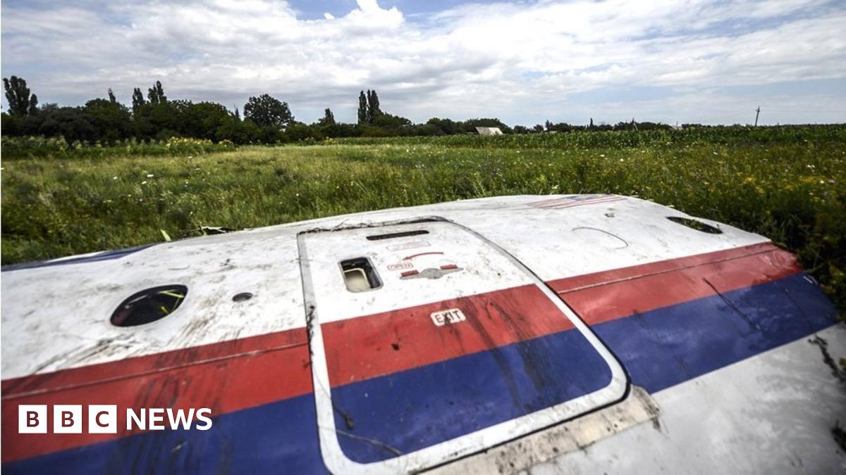 Conspiracy Files: Who shot down MH17? - BBC News